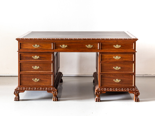 Antique British Colonial Mahogany Dining Table - The Past Perfect ...